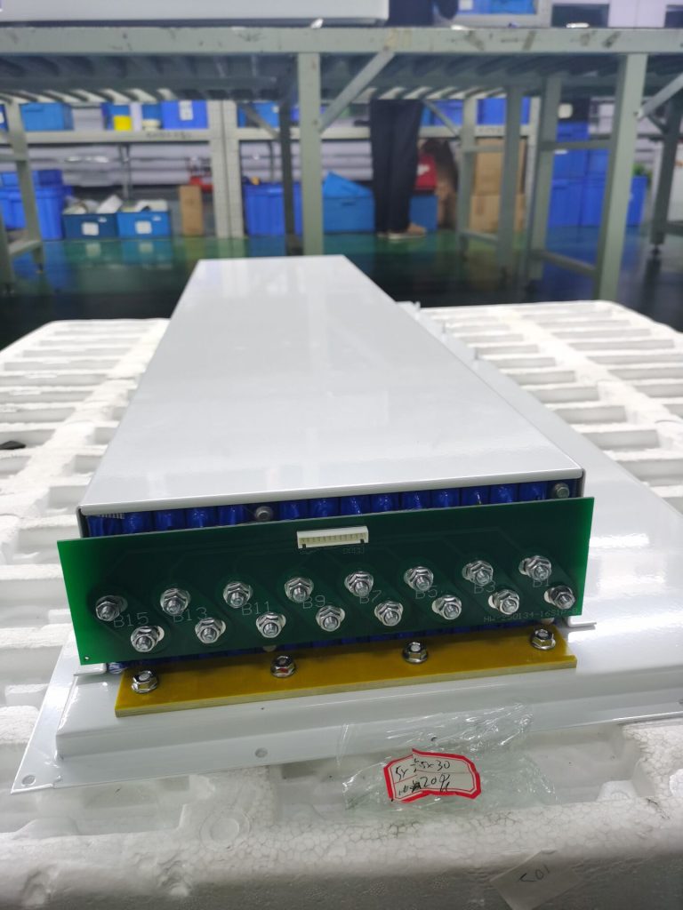 BYD Real BladE LiFePO4 Battery 51.2V 138Ah/ 7KWH -50kwh Stackable ...